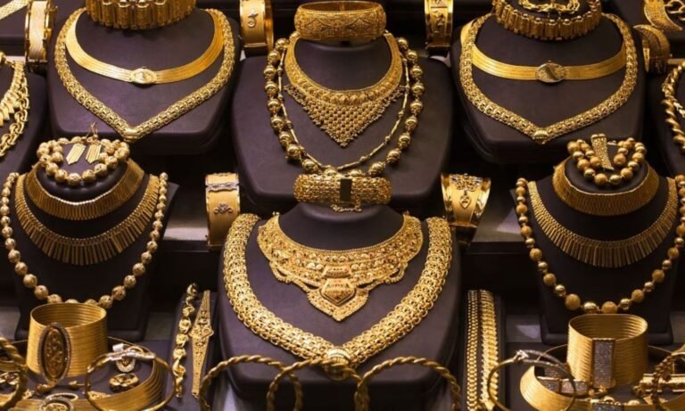 Found Gold or Money: దొరికిన బంగారాన్ని అదృష్టం అని ఇంటికి తెస్తున్నారా ...